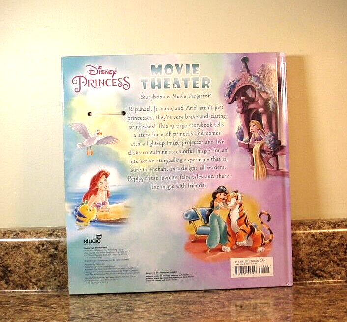 Disney Princess: Movie Theater Storybook & Movie Projector Hardcover ...