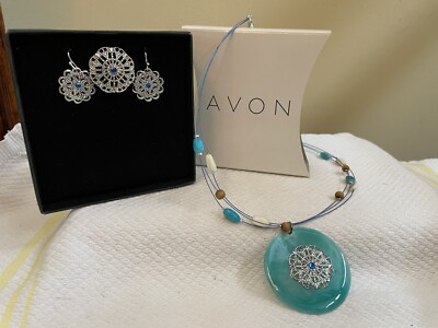 Avon 2010 Shell Disc Three Piece Giftset - Blue | eBay