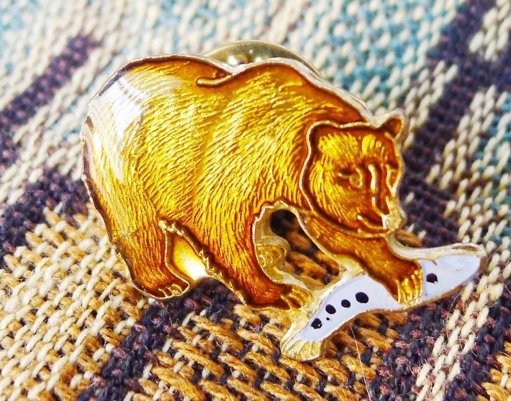 Enamel Brown Bear or Grizzly Bear Lapel Pin Vintage Jewelry, Vintage ...