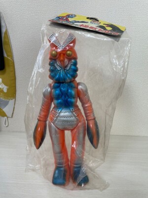 BULLMARK B-CLUB GIANT ALIEN BALTAN 14" TALL BANDAI 2000 JAPAN TSURUBAYA ...
