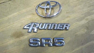 TOYOTA 4 RUNNER EMBLEM LOT | eBay