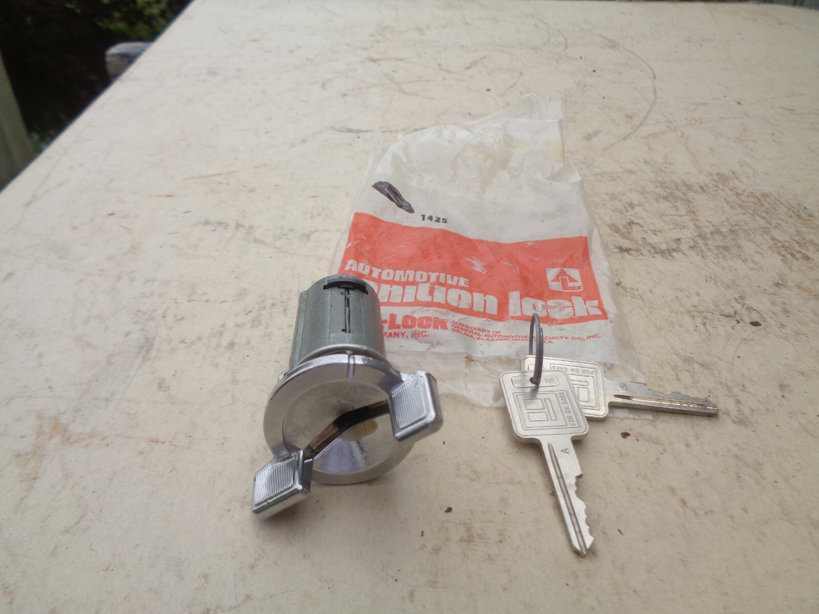 Chevy Buick Oldsmobile Pontiac Cadillac Ignition Lock Cylinder with 2 ...