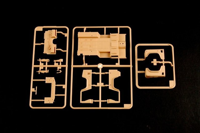 HobbyBoss 82449 RSOV W/mk 19 Grenade Launcher 1/35 OBSP for sale online ...