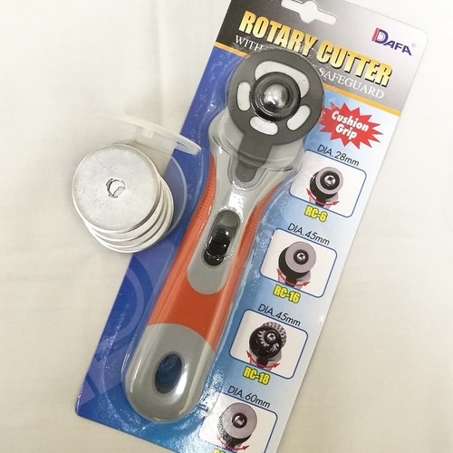 Rotary Cutter 45mm Fabric Cutter with Extra Blades | eBay