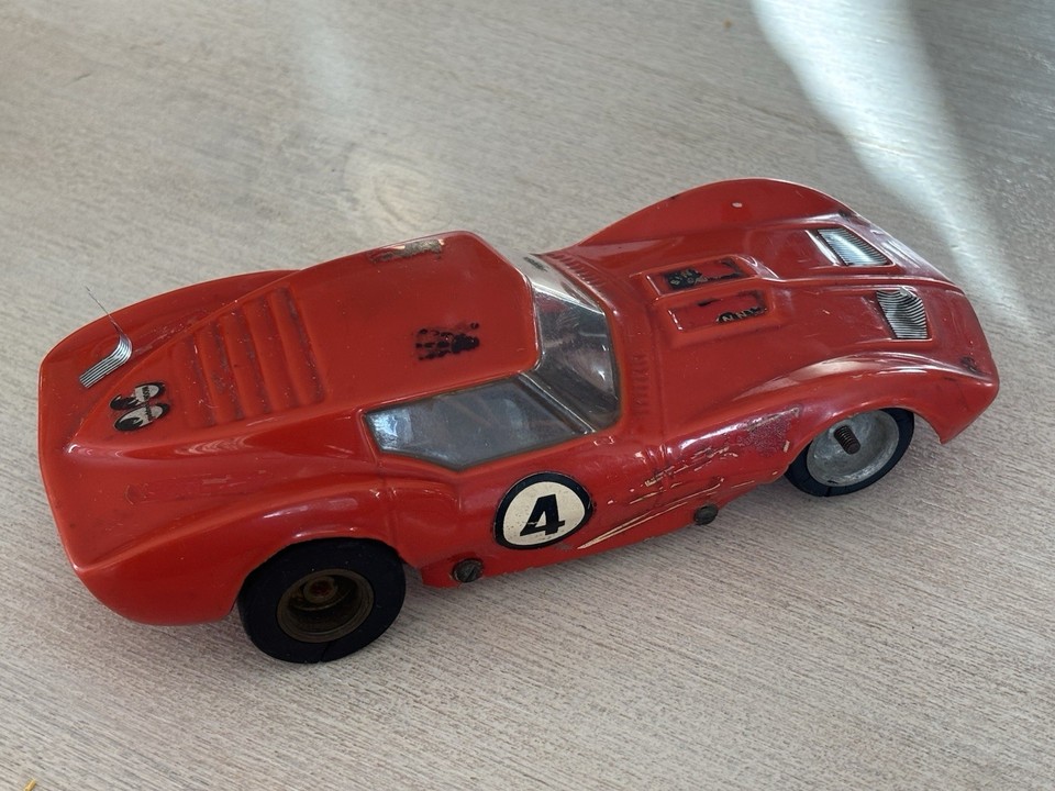 Vintage 1960's 1:24 Slot Cars - Mako Shark & Classic Industries Manta ...