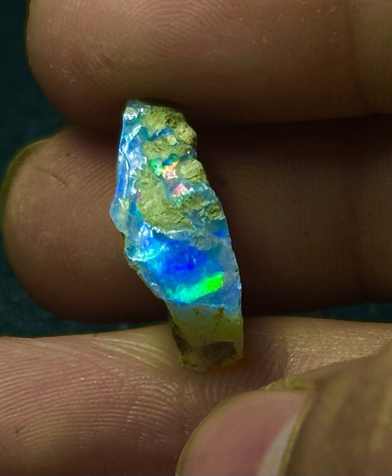 Natural Dry Ethiopian Opal Rough 3.45 Carat Cut Grade Multi Fire Opal ...
