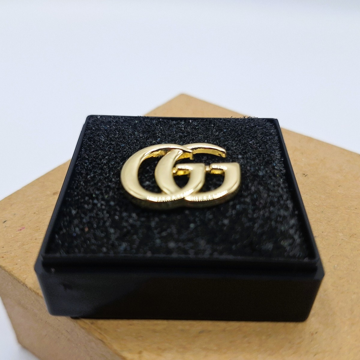 Pin Gucci Logo Gold Pink Gucci Wallpaper