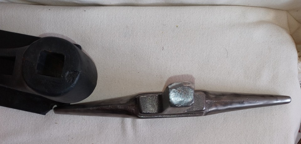 DIXON Jeweler Silversmith’s NO.12, Vintage T Stake Anvil Shape, W/Stand ...