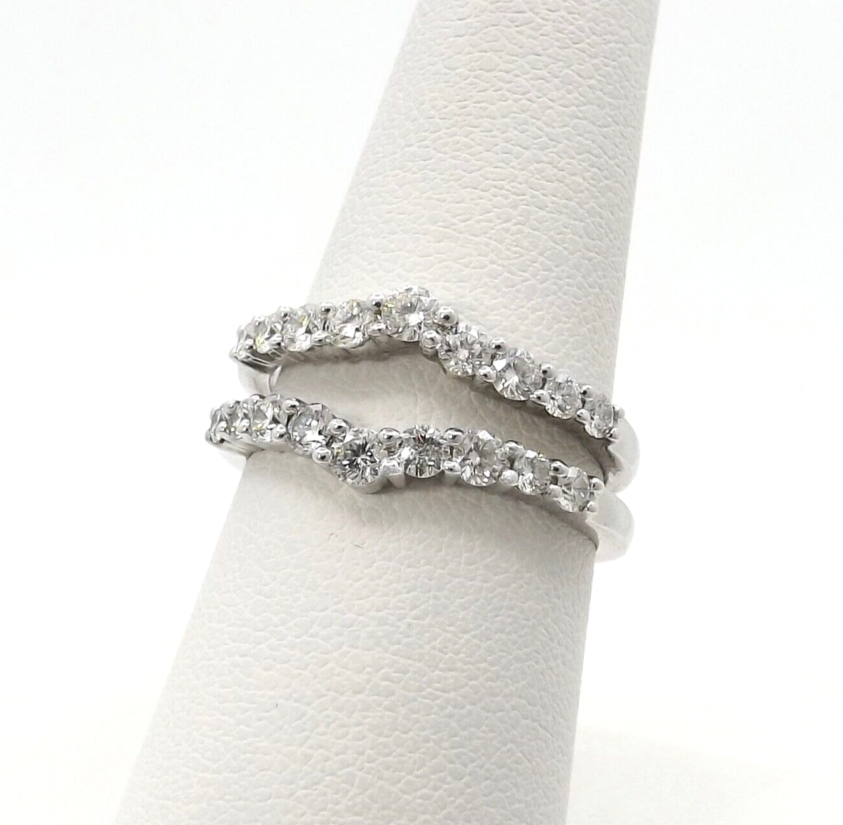 Leo diamond wedding band 60 photos - Astyledwedding.com