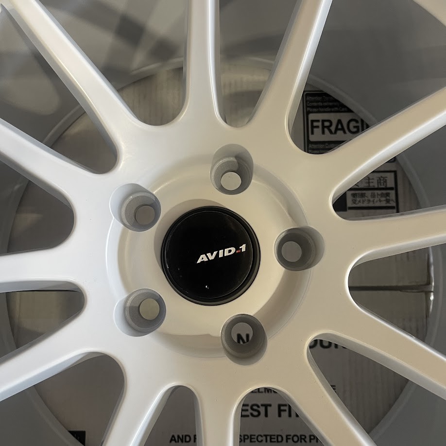 Used 18x9.5 Avid1 AV20 5x114.3 38 73.1 Matte White Wheels set(4) | eBay