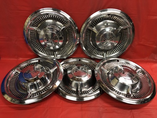 Vintage set of 5 1958 Chevrolet 14" hubcaps Impala Bel Air Biscayne Del ...