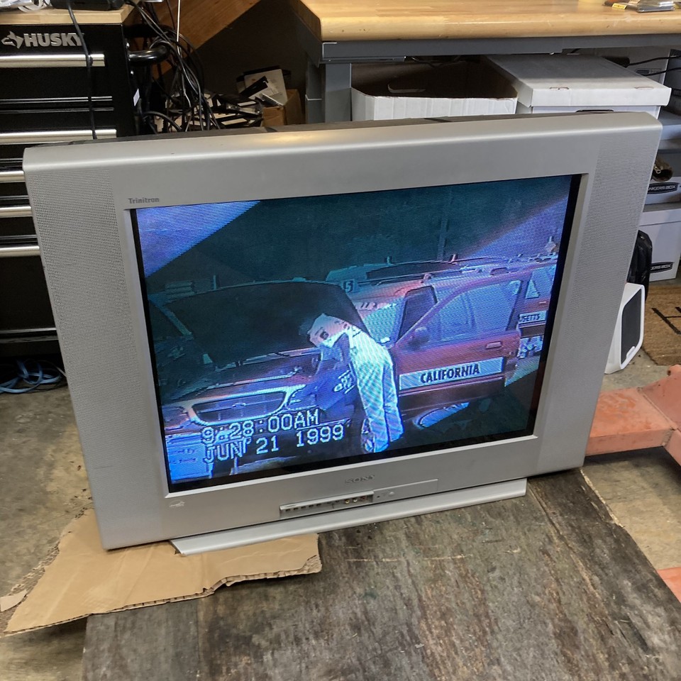 Sony Trinitron KV-32FS100 32” CRT TV Retro Gaming Television Working No ...