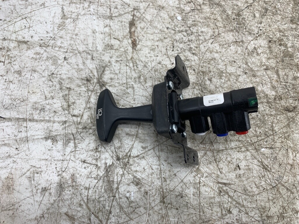 Bendix TCS-9000 Trailer Brake Control Valve 7267413 | eBay