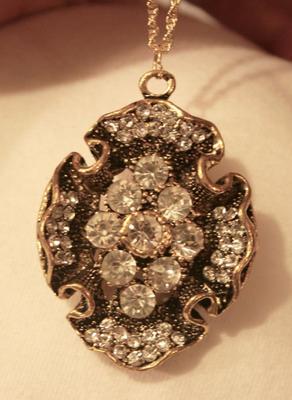 Gorgeous Sculpted Ruffled Rim Antiqued Gold Rhinestone Cluster Pendant ...