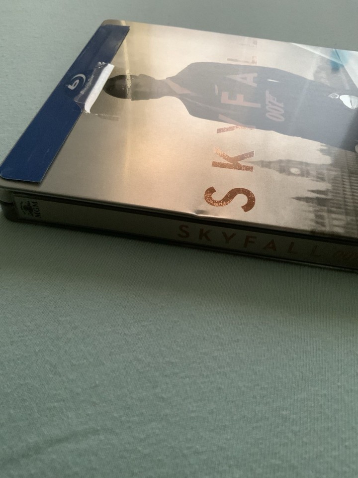 4 X JAMES BOND Casino Royale, Quantum Trost, Skyfall, Spectre - Bluray ...