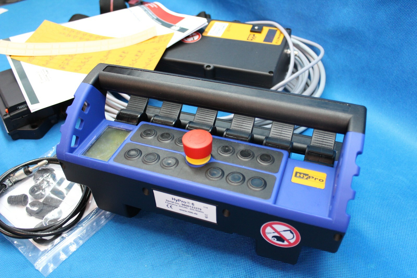 Hypro+Hiab+XS+Drive+Wireless+Radio+Remote+Control+Systems+6+Functions ...