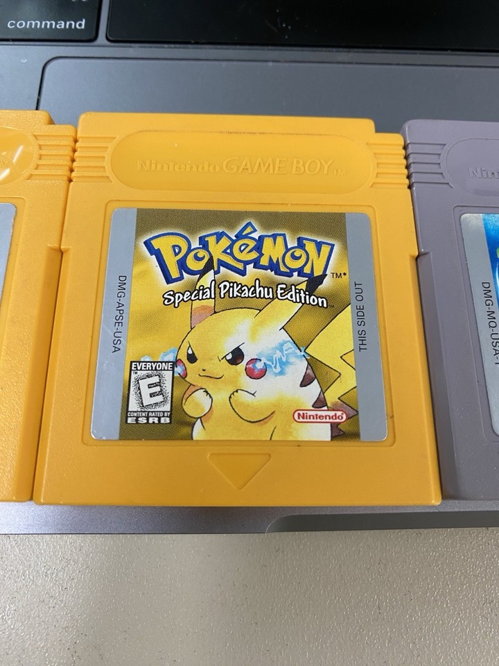 Nintendo Game Boy Lot: Donkey Kong Land, Pokémon Pikachu, Zelda Link's ...
