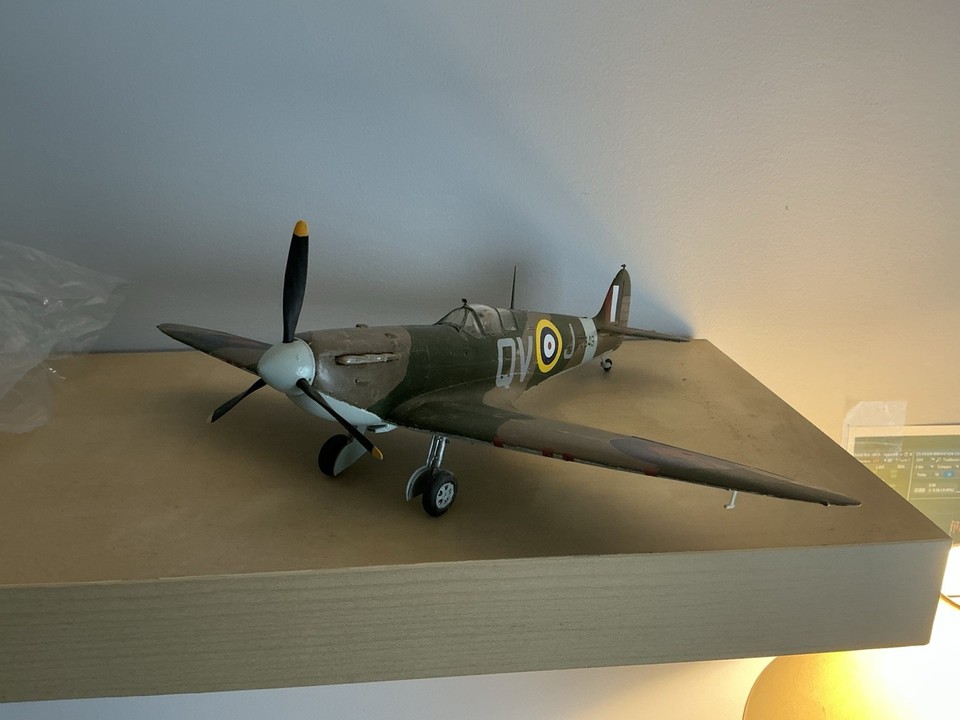 Built Revell 1/32 Scale Supermarine Spitfire Mk.IIa Model Airplane | eBay