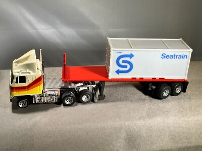 Aurora AFX GMC Astro truck with Seatrain container, excellent used ...