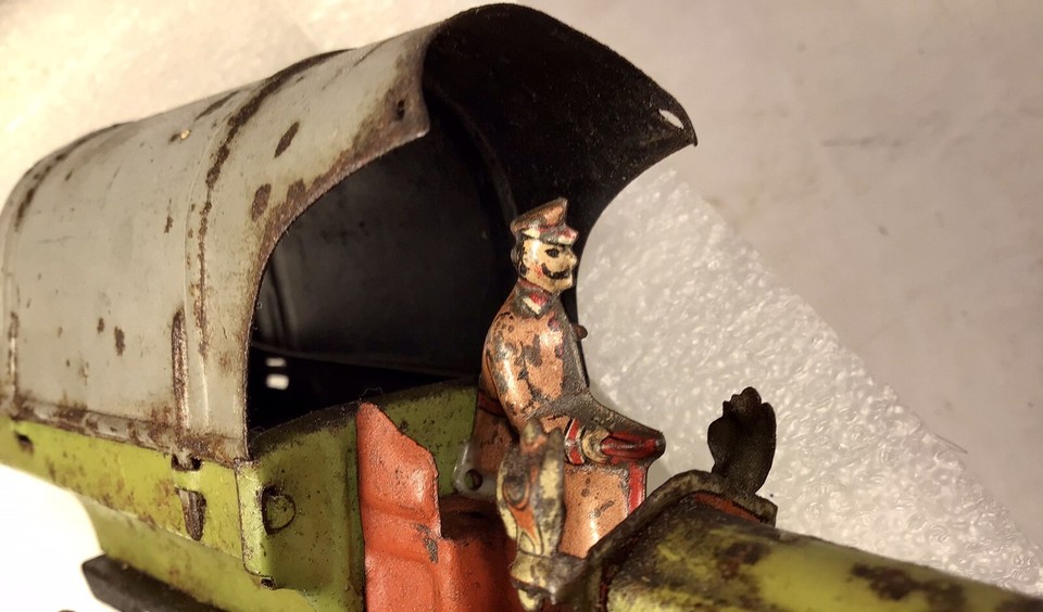 VINTAGE 1910's DISTLER Tin Litho Wind Up DELIVERY TRUCK ~ TIN PENNY TOY ...