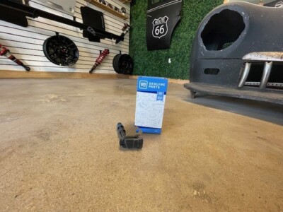 (1) Engine Camshaft Position Sensor-VIN: U, Eng Code: LQ4 GM Parts ...