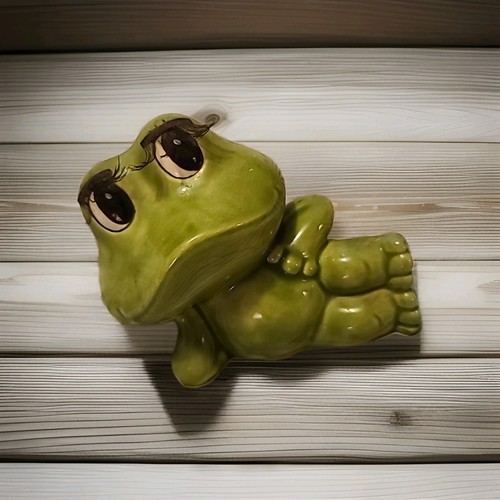 Large Ceramic Frog Stick Insence Holder Sexy Eyelashes 1960's 7x4" | eBay