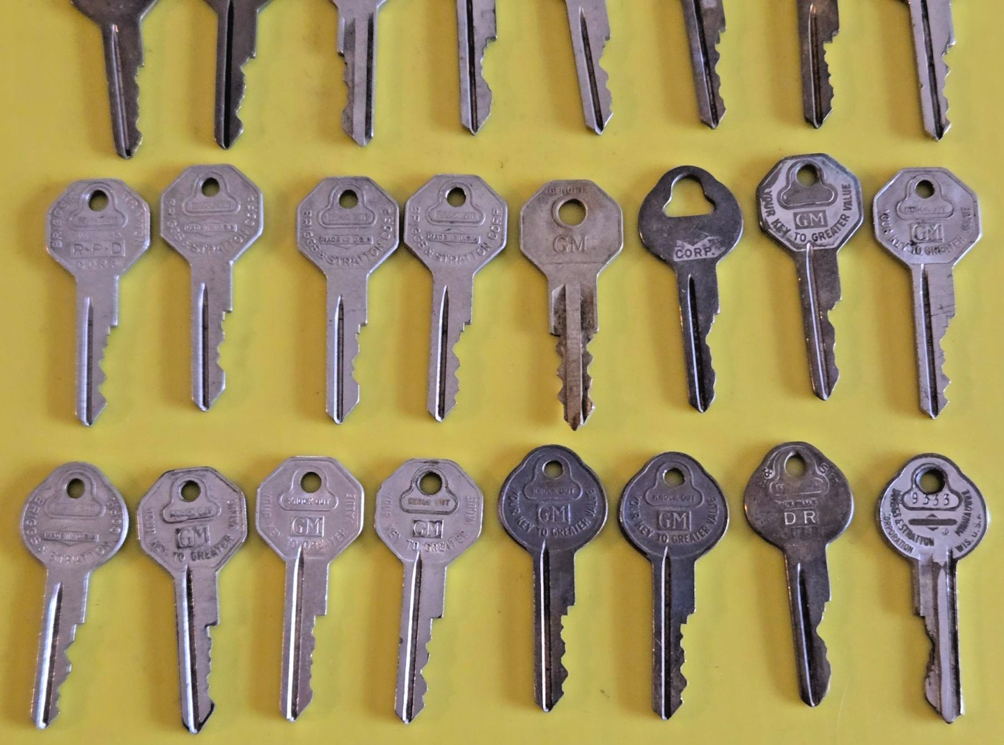 Lot of 34 Vintage GM General Motors Used Cut Keys ~ Free S/H | eBay
