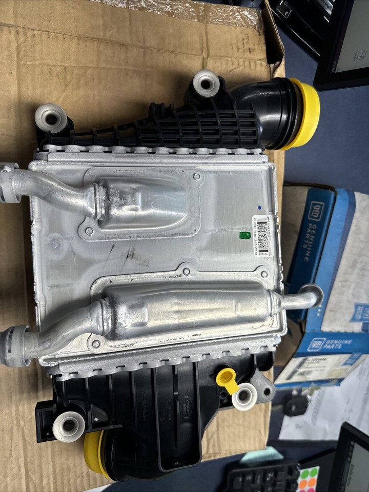 Genuine Land Rover OE Cooler - Engine LR139052 | eBay