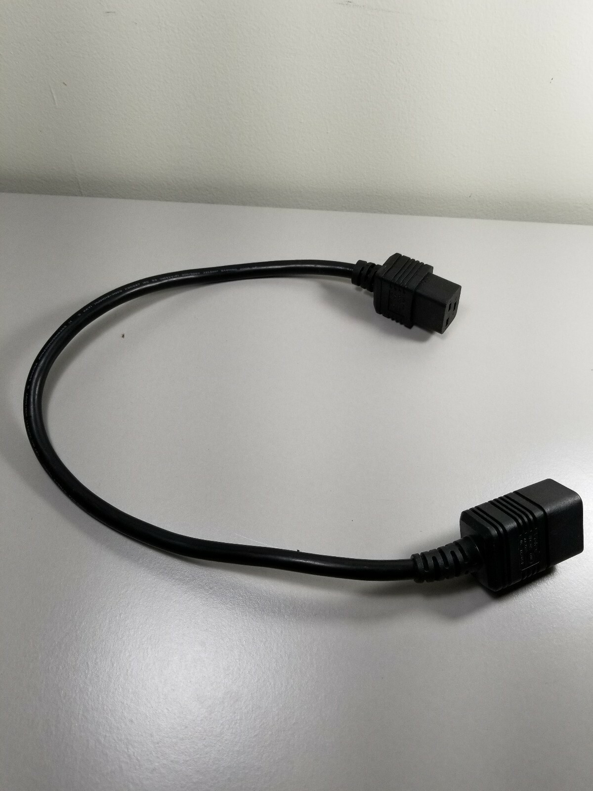 Volex vac20S 16A-250V E62405Sp Server Extension Power Cable 24 inches ...