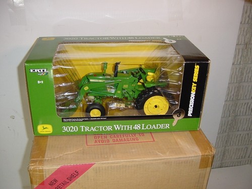 1/16 John Deere 3020 Key Series #3 Tractor W/48 Loader NIB! New/Old ...