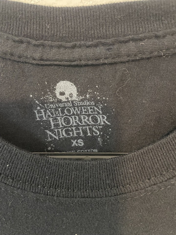 2023 Universal Studios Halloween Horror Nights Never Go Alone Shirt XS ...