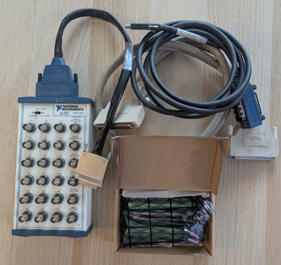National Instruments NI PXIe-8861 controller, PXIe-1062Q chassis, cards ...