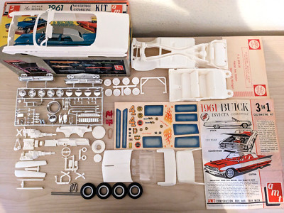 L@@K! **RARE *ORIGINAL VINTAGE AMT "1961 BUICK CONV" KIT **COMPLETE ...