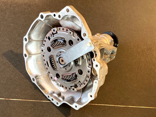 Nissan Genuine R35 GT-R 2007- FLYWHEEL-HOUSING Assy 32040-6AV0A OEM | eBay