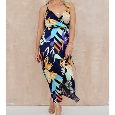 Neverfullydressed Sizing | semashow.com