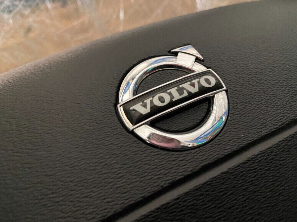 VOLVO STEERING WHEEL EMBLEM FOR AIRBAG V70 MK3 S80 XC60 XC70 35x8mm in ...