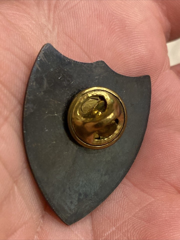 Vtg Desert Shield Hat Lapel Pin Camels Army Navy Unit Crest Insignia ...