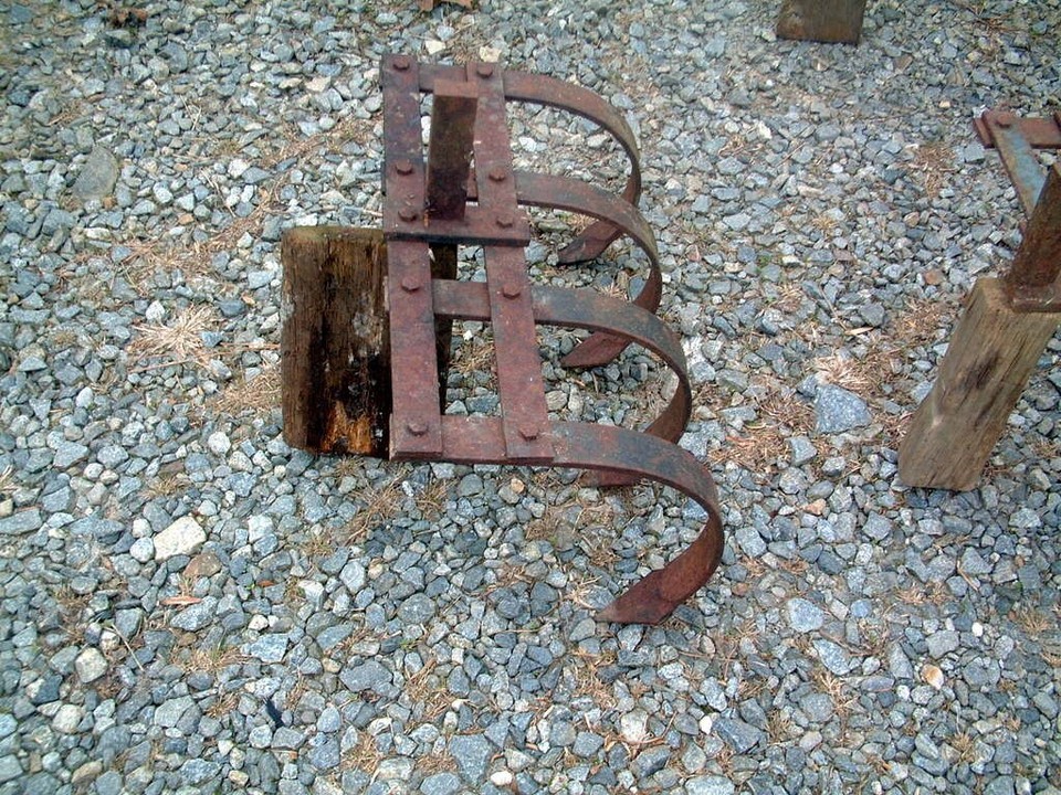Small all Purpose Spring Plow, heavy duty, small Tractor/4 Wheeler 18 ...