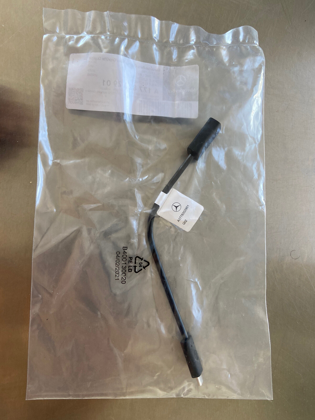 MERCEDES MEDIA INTERFACE ADAPTER CABLE AUX CONNECTOR A 177 820 29 01 ...