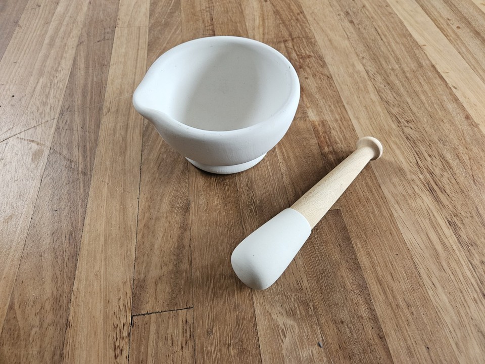 Vintage Pestal and Mortar with Spout by Milton Brook Made in England ...