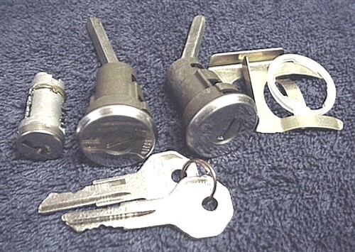 NOS Door & Ignition Locks With AMC Logo Keys AMC Rambler 63 64 65 66 67 ...