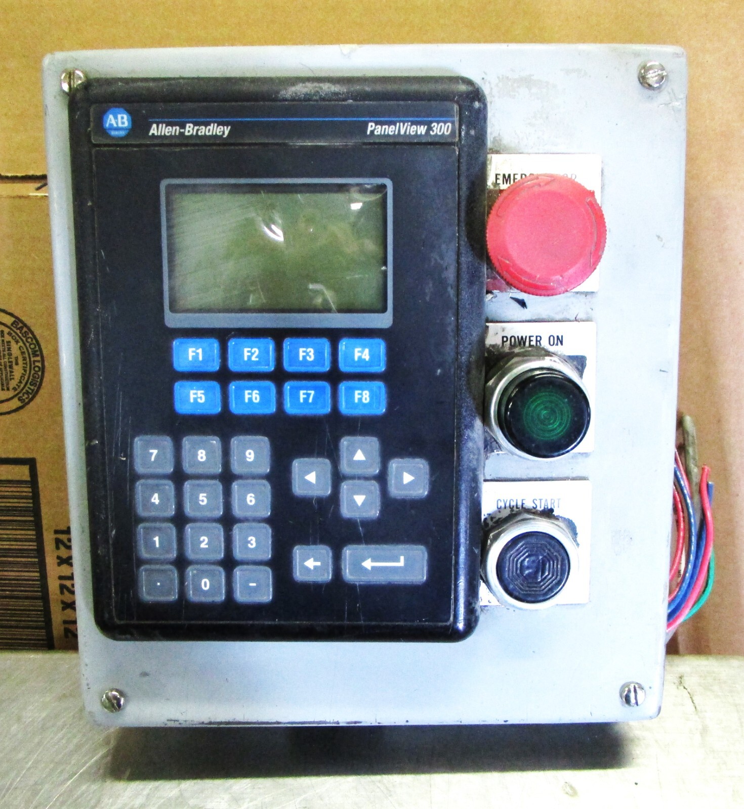 Allen-Bradley Panel View 300 2711-K3A17L1 Ser B Rev A FRN 4.41 24vdc w ...