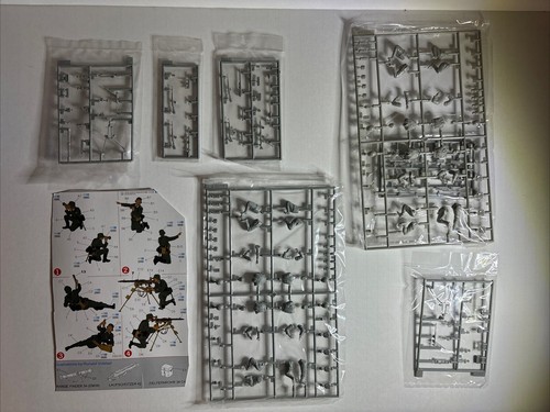 Dragon # 6064 German MG42 Heavy Machine Gun team 1/35 Model TWO ...