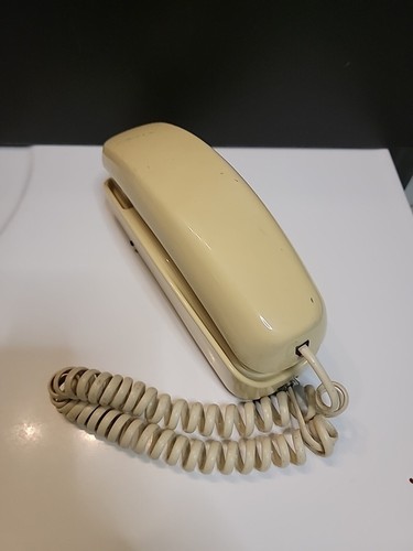 Vintage Southwestern Bell Freedom Phone Model FM1000 Cream Colored ...