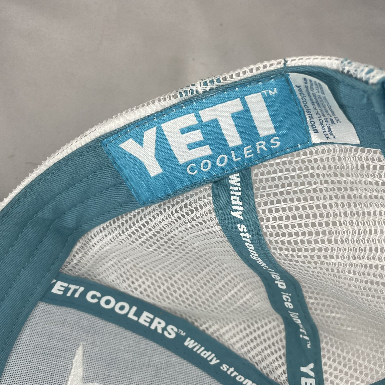 YETI Tarpon Trucker Hat Teal Snap Back/Mesh EUC | eBay