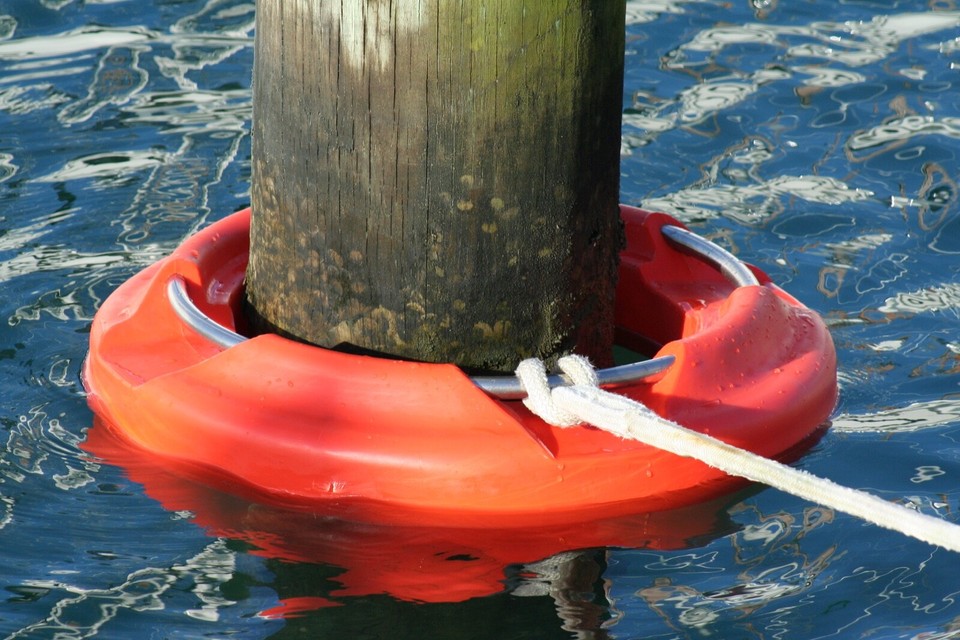 Single Piece Pile Ring 400 Black | All-tide All-Weather Boat Mooring ...