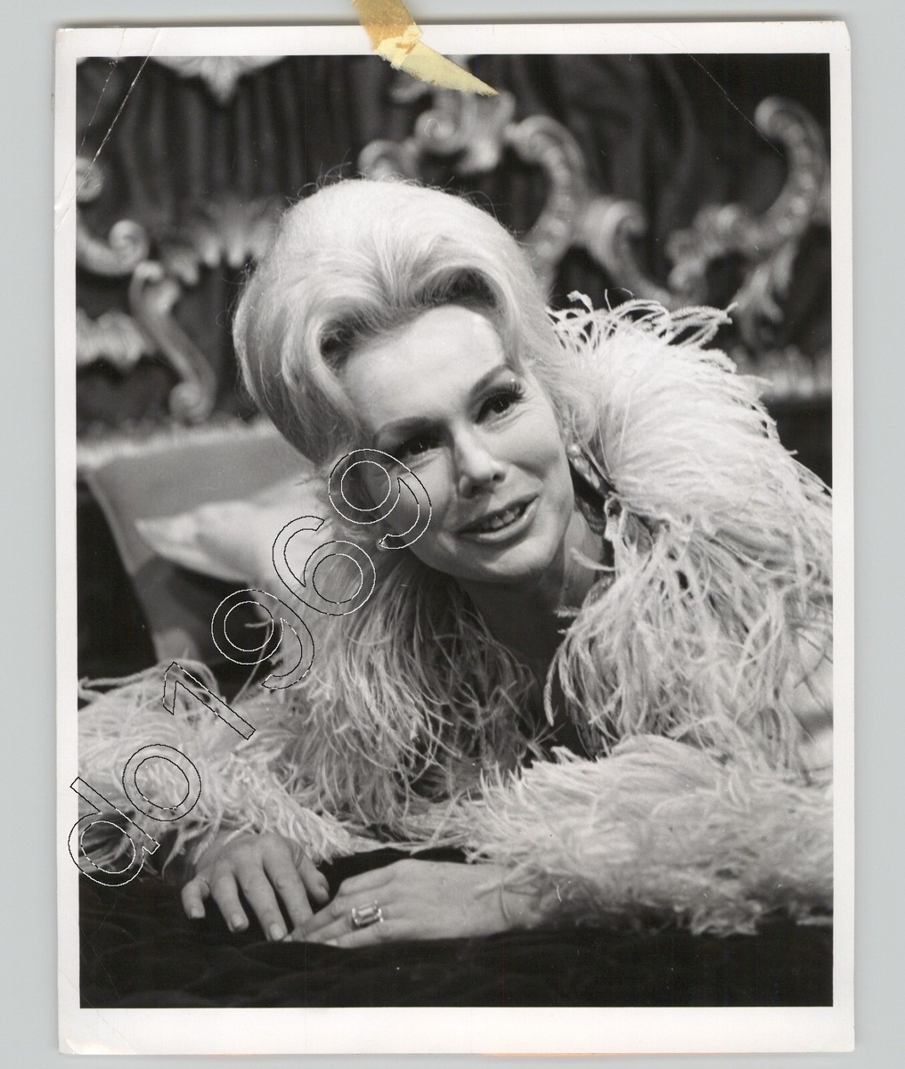 Eva Gabor 1995 95 Eva Gabor And Sisters Stock Photos, High Res