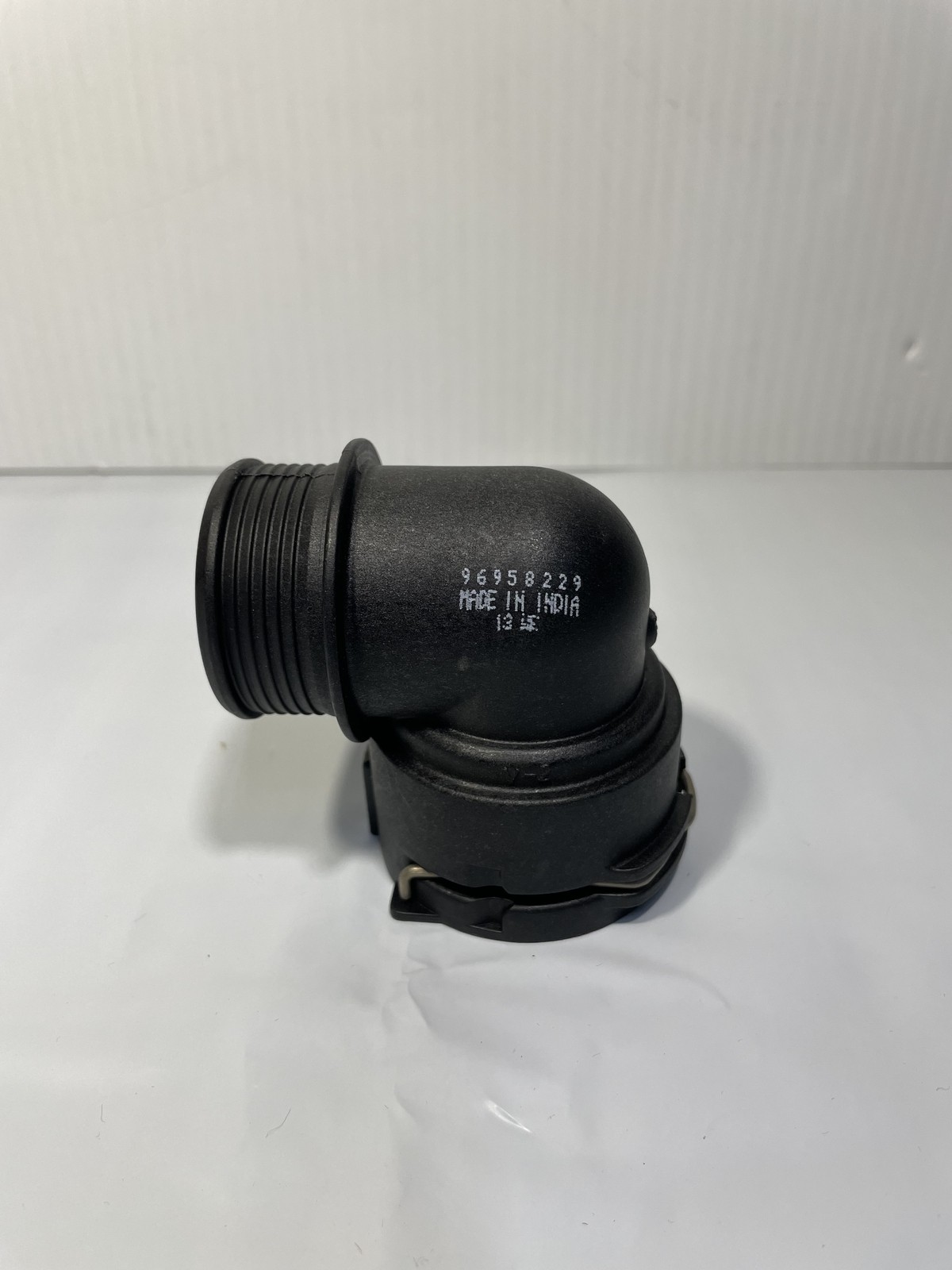 2013-2021 CHEVY TRAX 1.4 LOWER RADIATOR HOSE CONNECTOR AT RADIATOR NEW ...