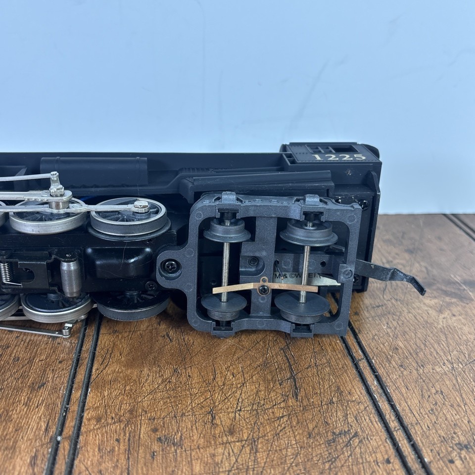 Lionel Polar Express Berkshire Jr #6-28649 Locomotive 1225 Model Train ...