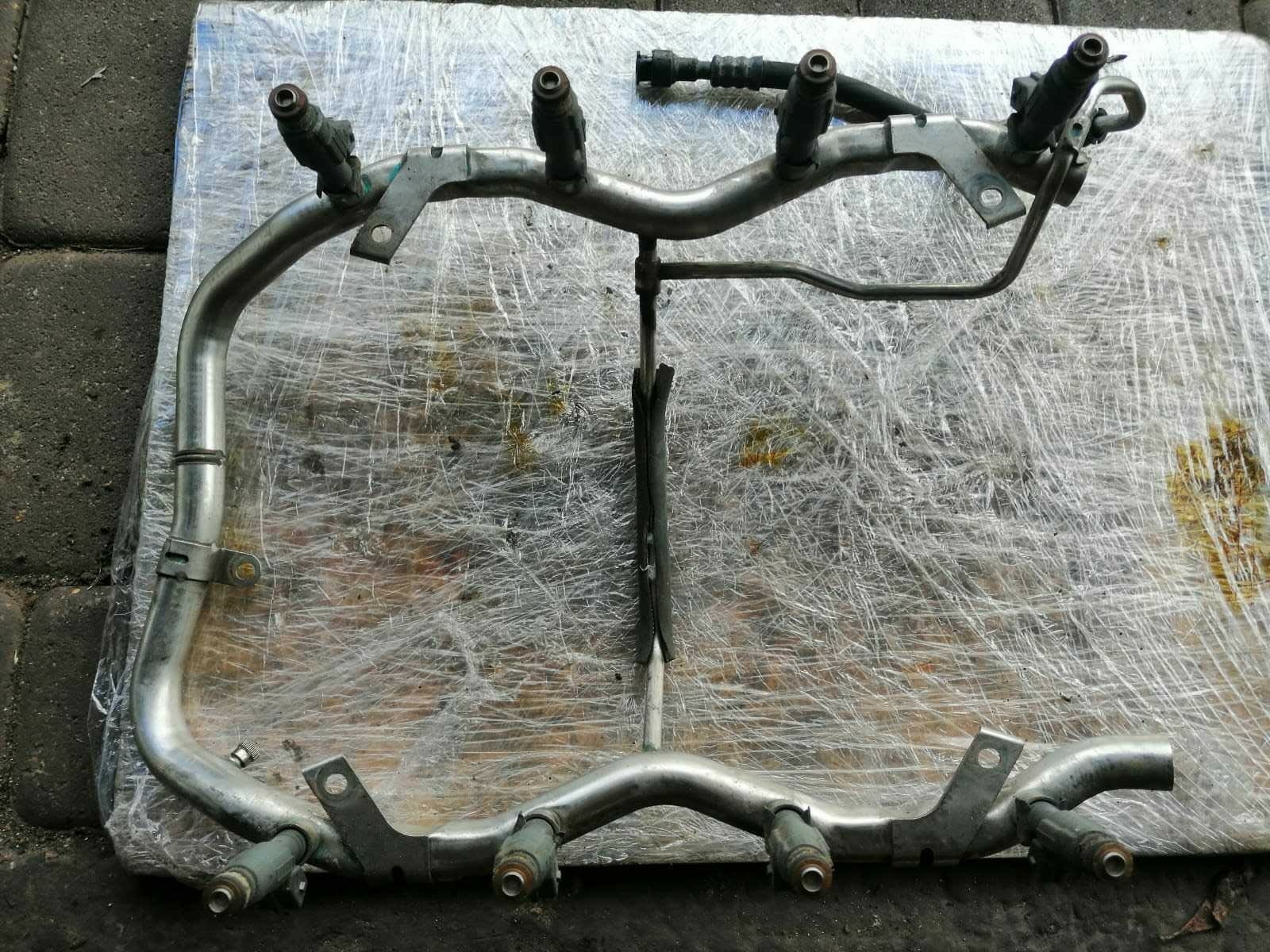 BMW E39,E38,E53 V8 M62B44 Injectors Fuel Rail Injection 1707843 | eBay